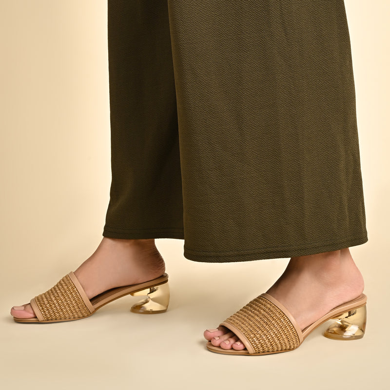 SKO Online - Inspired By The Minimalistic Styling